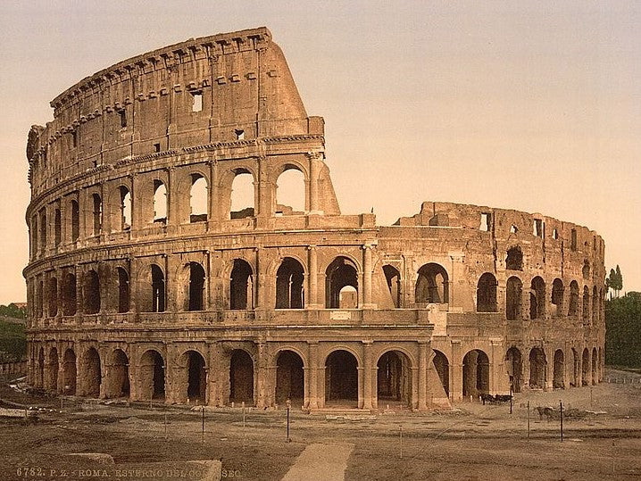 A Timeless Symbol: Roman Colosseum Inspired Rings for History Enthusia ...